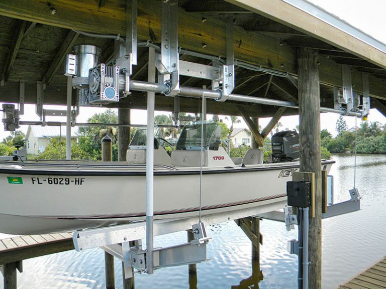 Boathouse Lifts Gallery | IMM Quality Boat Lifts