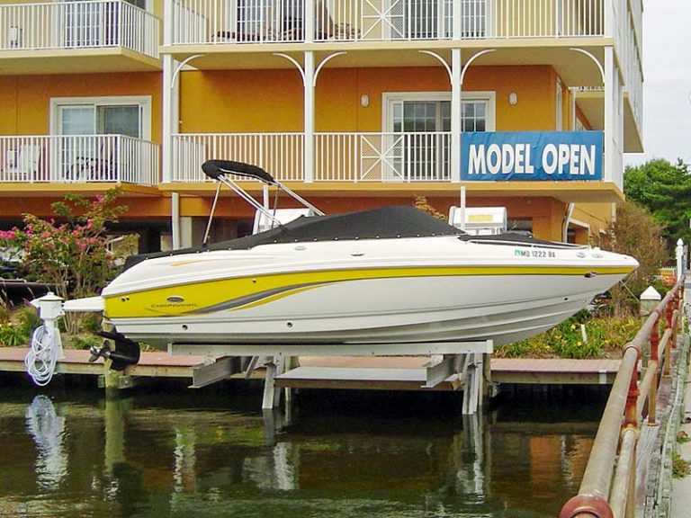 Superlift Elevator Boat Lifts │ IMM Quality Boat Lifts