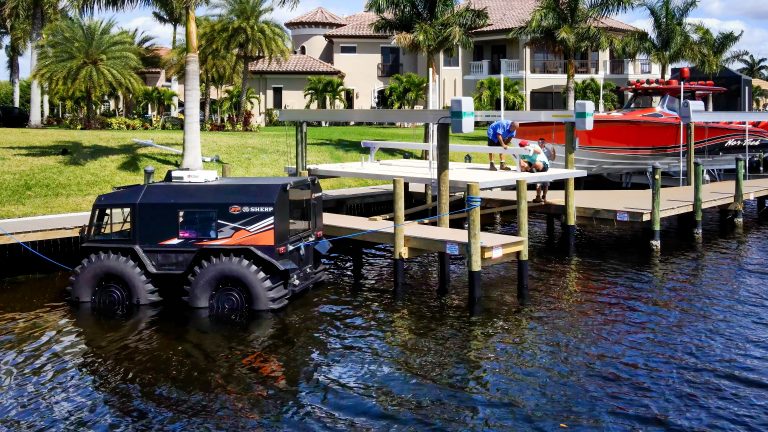 Custom Boat Lift Installation | Williamson Bros Marine
